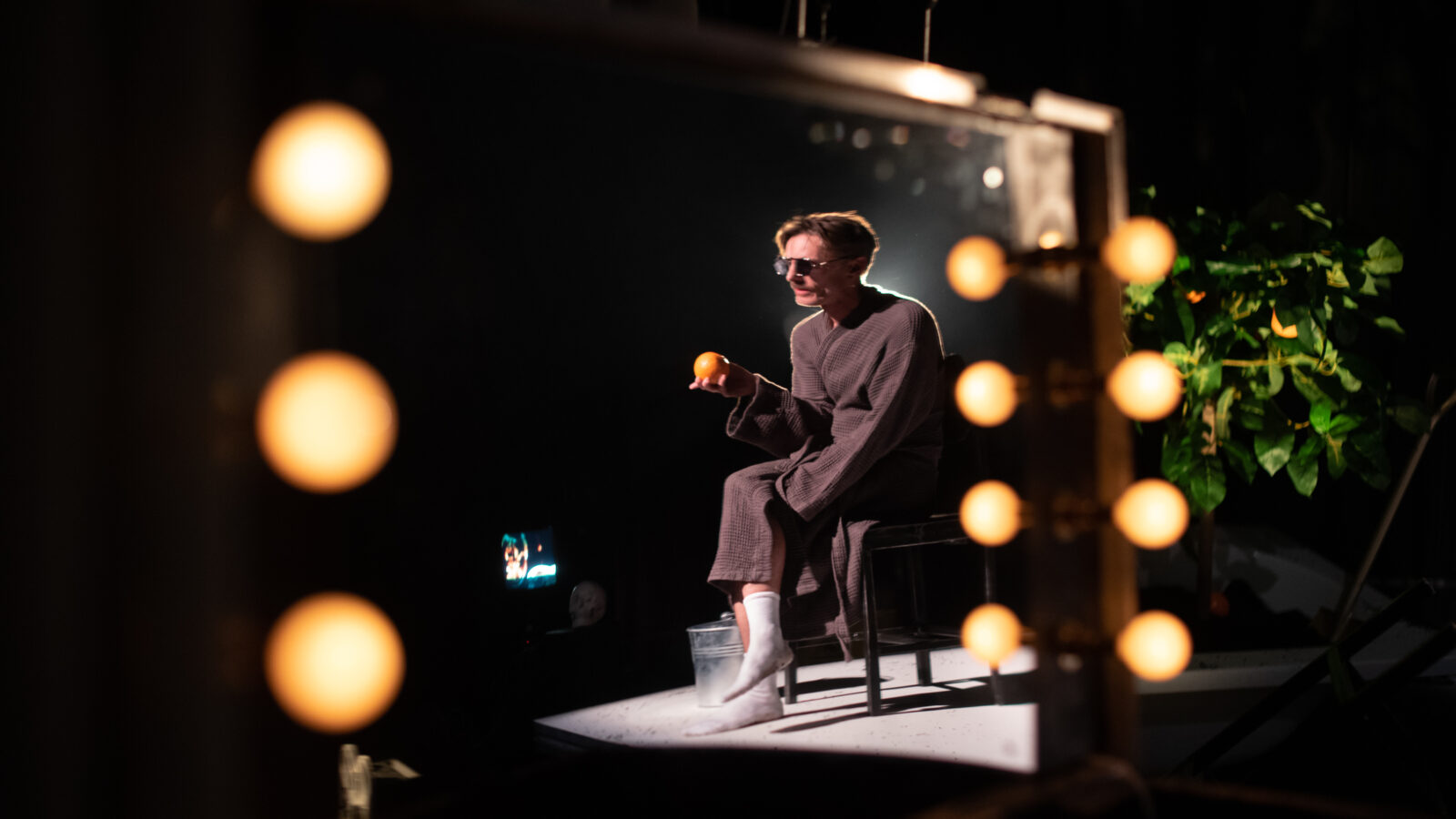 Review: iSHOWMANISM!, Ustinov Studio, Theatre Royal Bath – ‘A ...