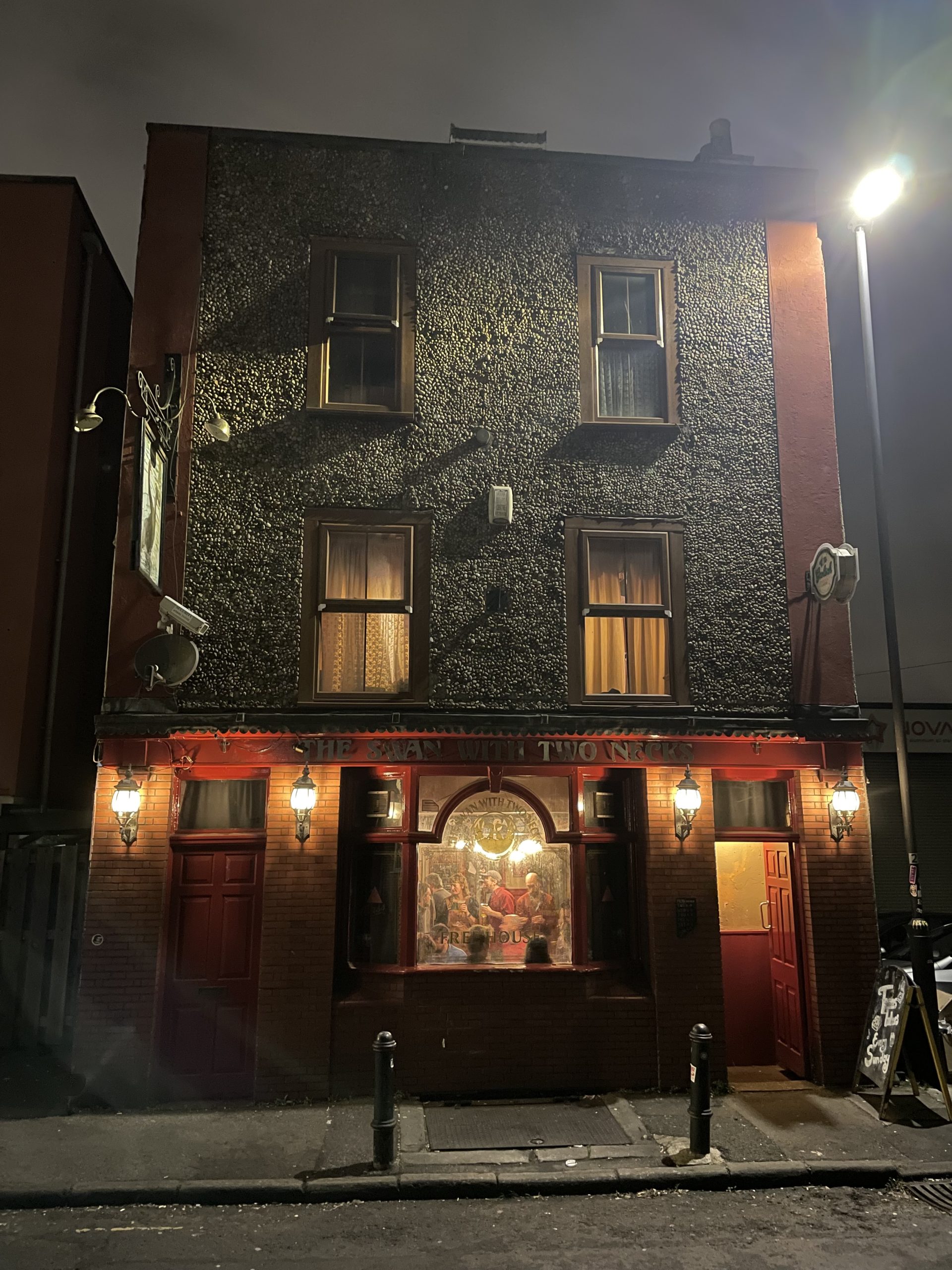 A-Z Bristol Pub Crawl: The Swan With Two Necks, St Jude's